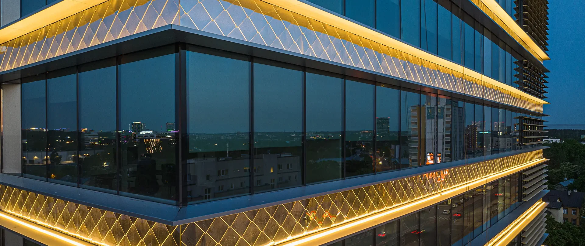 Komposiitfassaad | Parmet